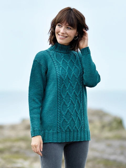 Iona by Sarah Hatton – Wool and Company
