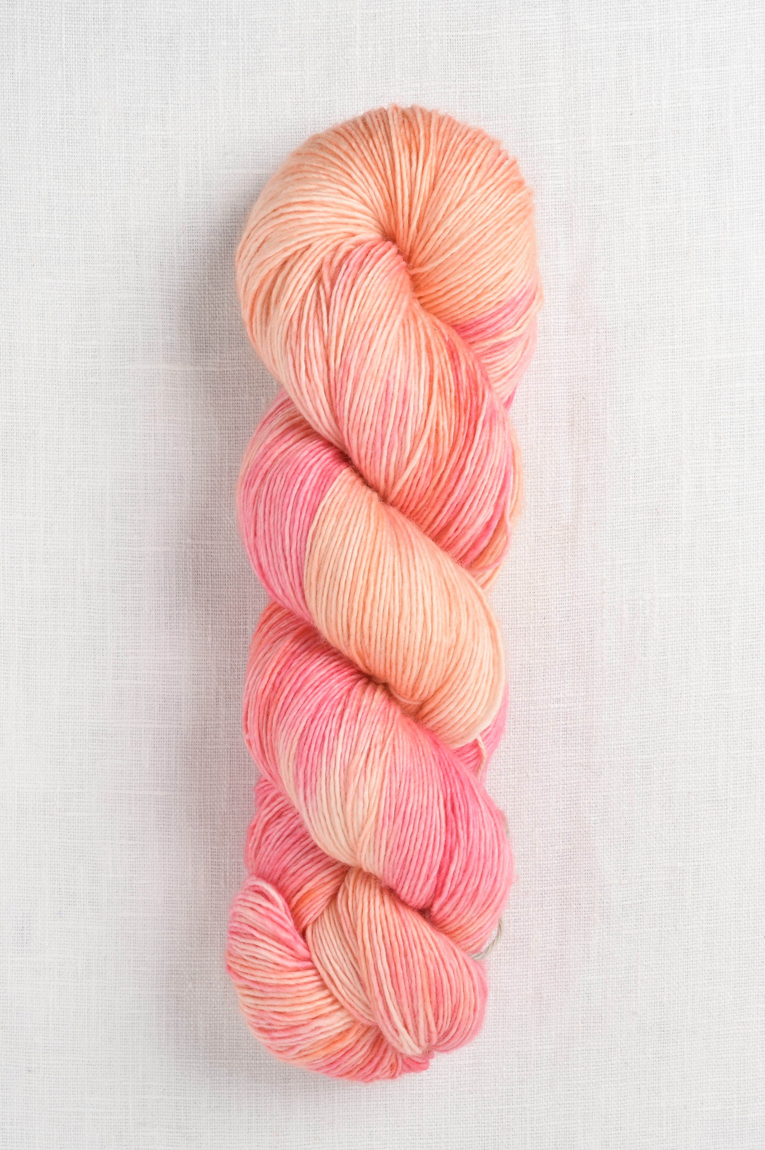 Madelinetosh Biggie Peach Bellini – Wool and Company