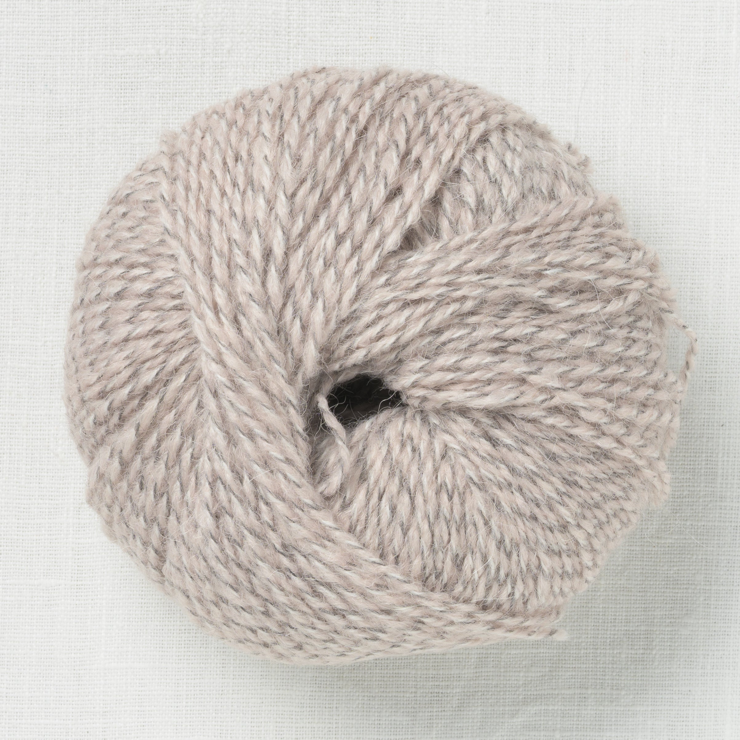 Universal Yarn Linear 104 Abstract – Wool and Company