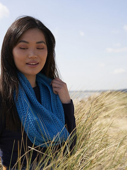 Felixstowe Cowl by Elena Fedotova – Wool and Company