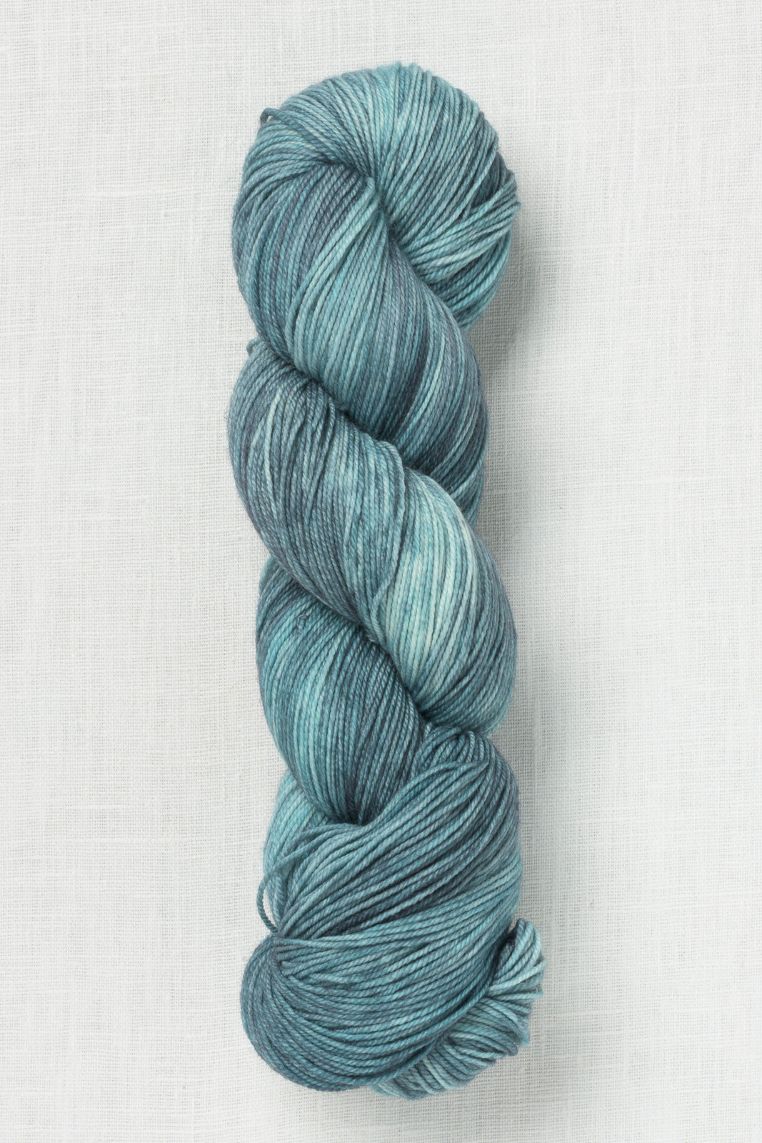 Madelinetosh Twist Light Danger Will Robinson / Solid – Wool and Company