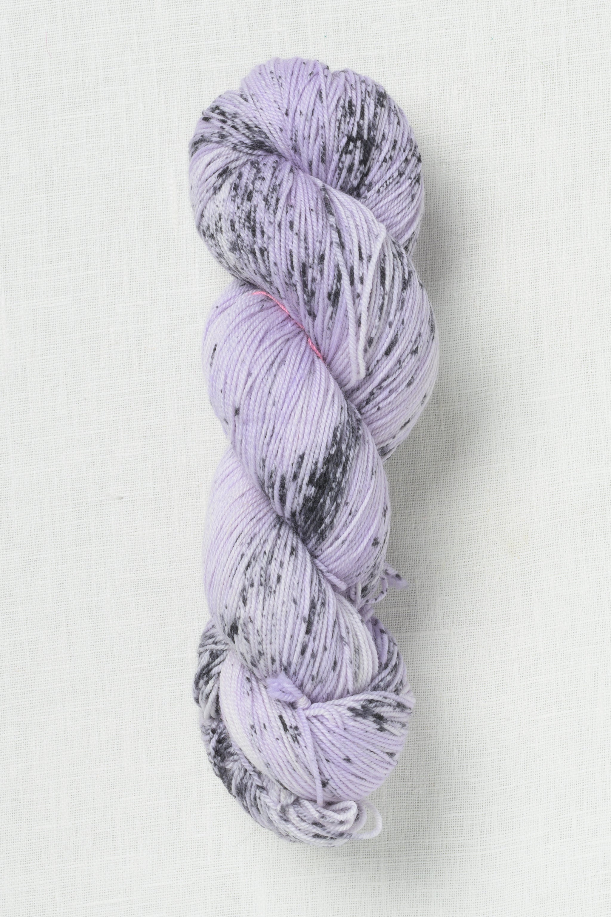 Madelinetosh Twist Light Sweet Nothing/ Optic – Wool and Company